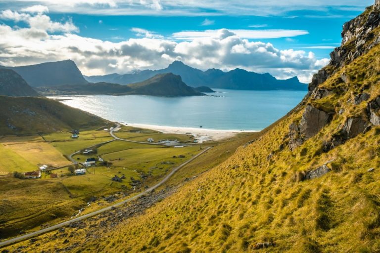 10 Best Day Hikes in Lofoten (2024) | Guide to Lofoten