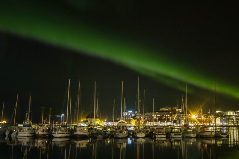 Tromso in Winter: All You Need to Know (+ Map) | Guide to Lofoten