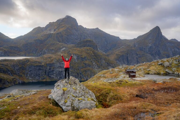 10 Best Day Hikes in Lofoten (2024) | Guide to Lofoten