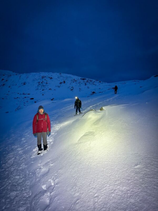 Hiking Ryten in Winter: Safe Alternative to Reinebringen | Guide to Lofoten