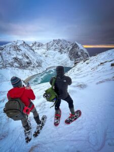 Hiking Ryten in Winter: Safe Alternative to Reinebringen | Guide to Lofoten